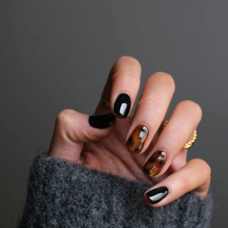 Les tendances nails art incontournables pour 2025 - Only Nails Pro